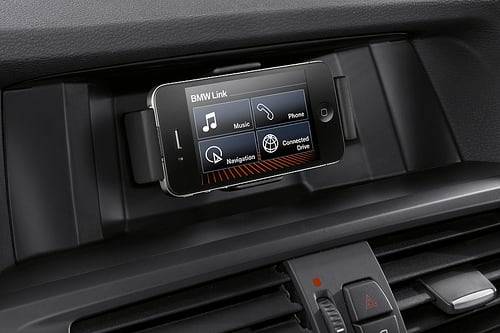 BMW Adds iPad and iPhone Accessories | Cars.com