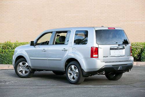 2014 Honda Pilot Photo Gallery | Cars.com