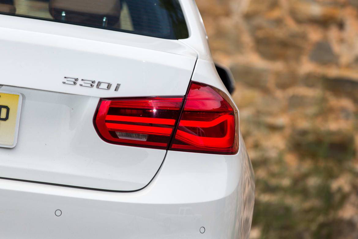 2017 BMW 330 Review: Photo Gallery | Cars.com