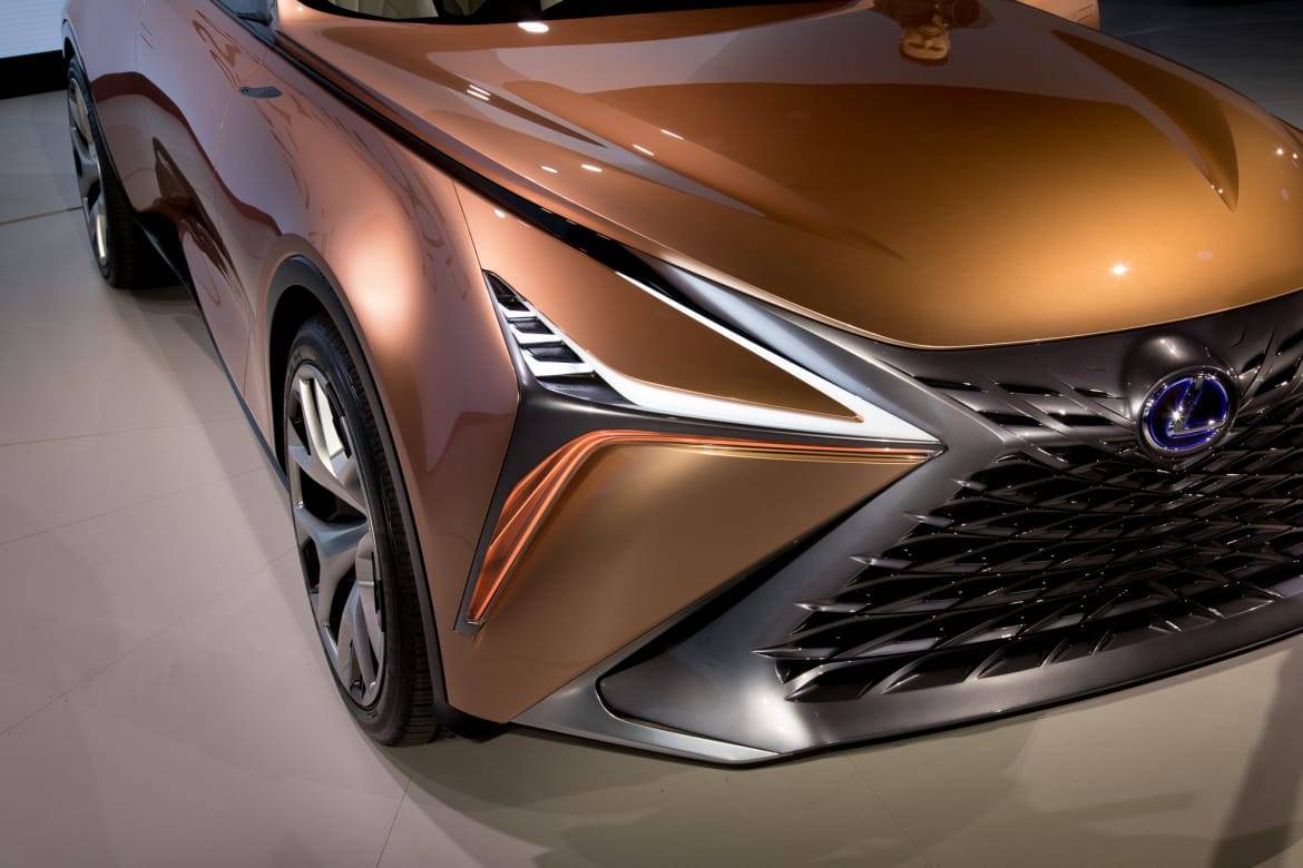 Lexus LF-1 Limitless Concept Photo Gallery: The Market Is the Limit ...