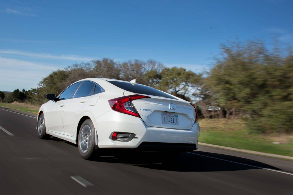 2017 Honda Civic Review: Photo Gallery | Cars.com