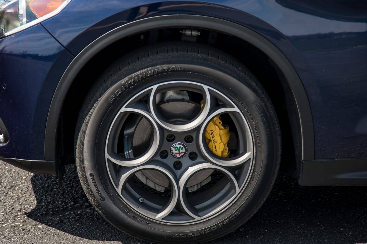 Stel, Stel, Stelvio! 2018 Alfa Romeo Stelvio Photo Gallery | News ...