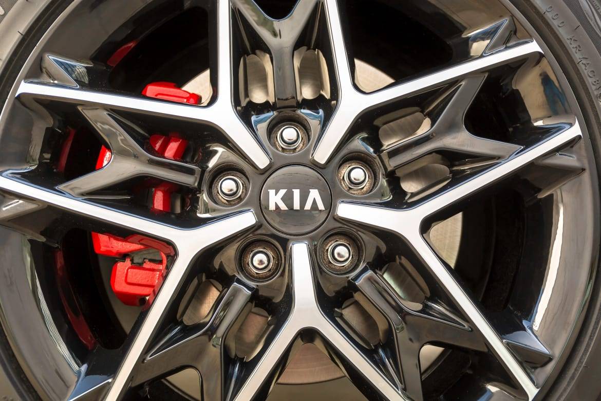 2019 Kia Optima Delivers More Style, Substance | Cars.com