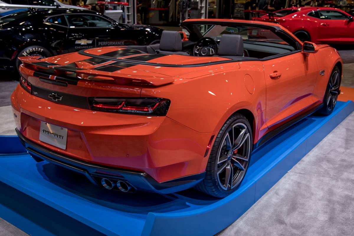 Chevrolet Camaros at SEMA: Orange Is the New Track | News | Cars.com