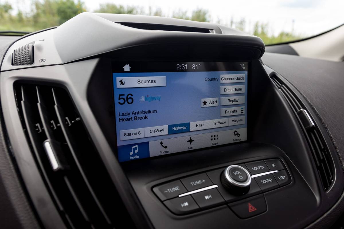 2017 Ford Escape Review: Photo Gallery | Cars.com