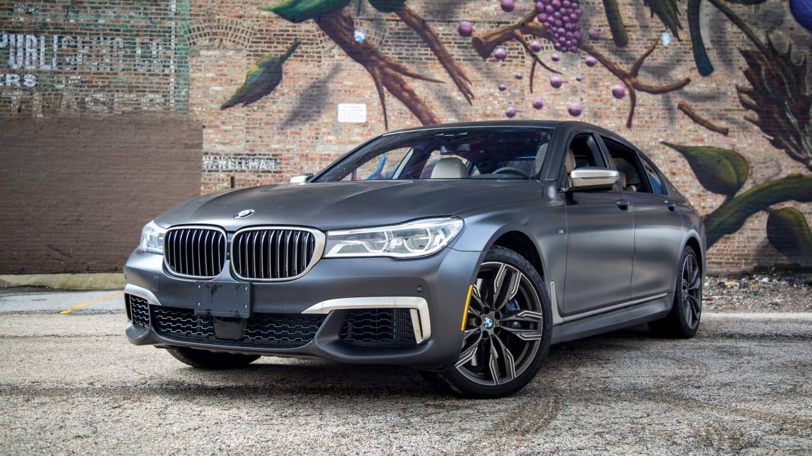 BMW's 7 Series Performance Tested | Cars.com