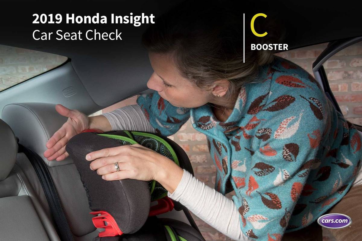 How Do Car Seats Fit in a 2019 Honda Insight? | Cars.com