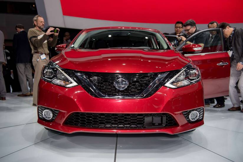 2016 Nissan Sentra Photo Gallery | News | Cars.com