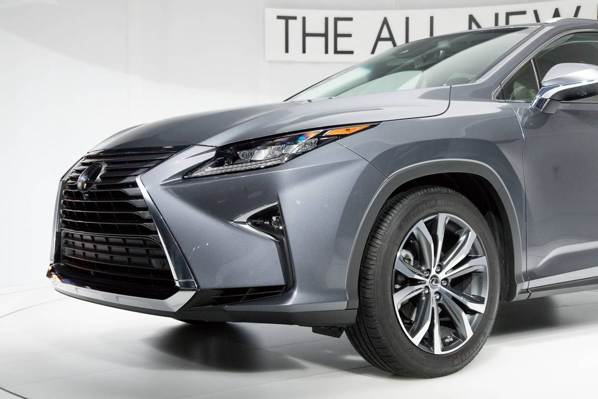 2018 Lexus RX 350L's Third Row Isn't for Adults | News | Cars.com