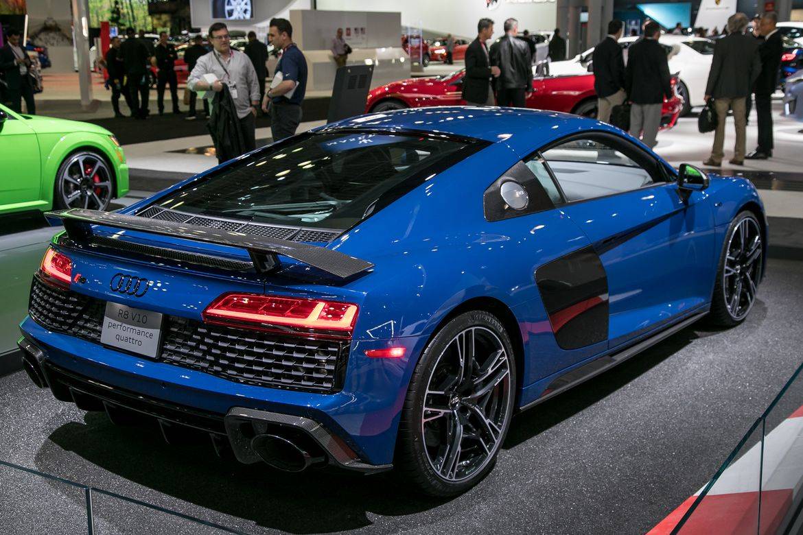 Audi Marks Decade of V-10 Decadence With 2020 R8, Decennium Edition ...