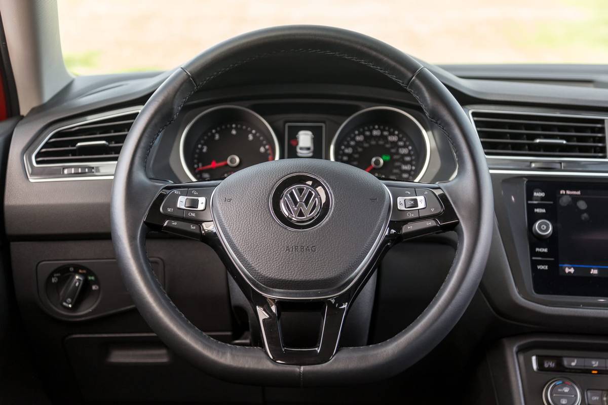 2018 Volkswagen Tiguan Review: Photo Gallery | Cars.com