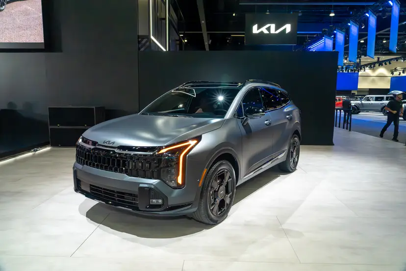 2026 Kia Sportage Hybrid - Specs, Prices, MPG, Reviews & Photos | Cars.com