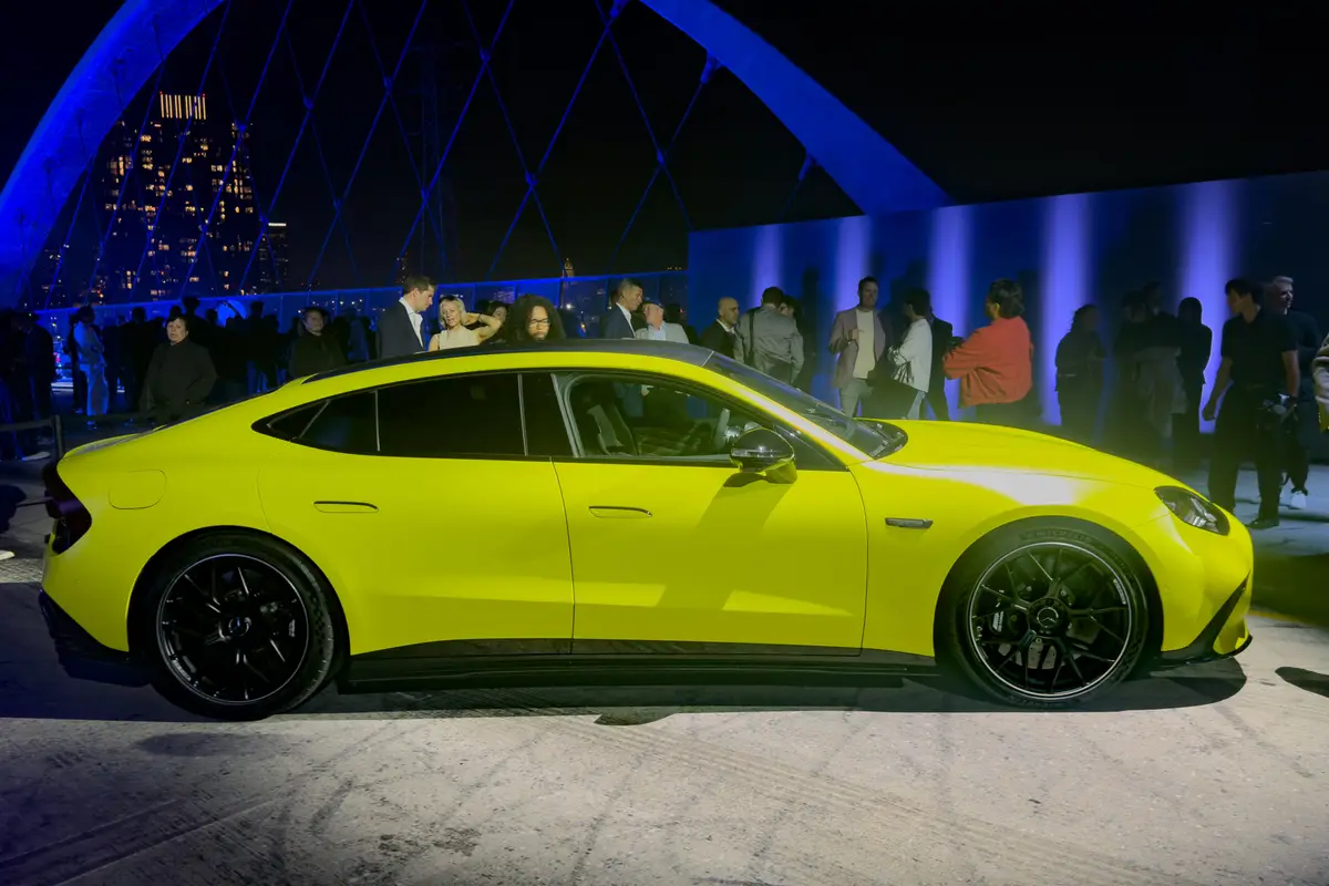 The All-New, All-Electric 2027 Mercedes-AMG GT 4-Door Is a 1,153-HP ...