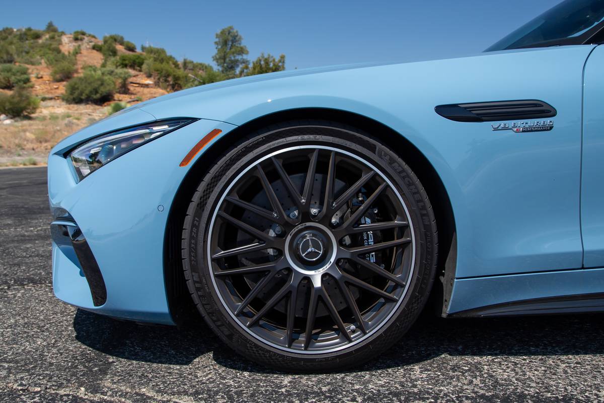 The 2026 Mercedes-AMG SL63 S E Performance Is a Stunningly Powerful ...