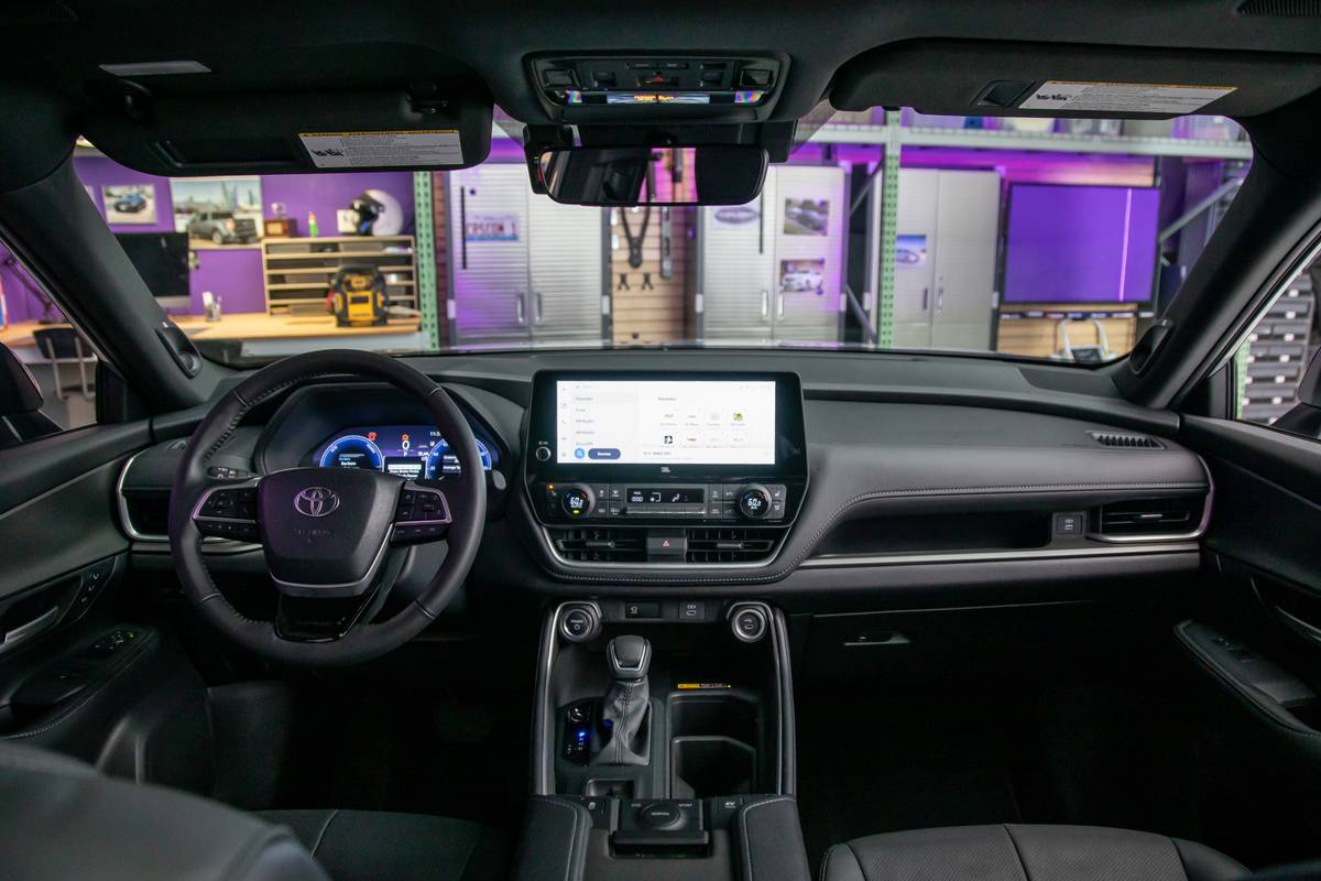 2026 Hyundai Palisade Vs. 2026 Toyota Grand Highlander: What's the Best ...